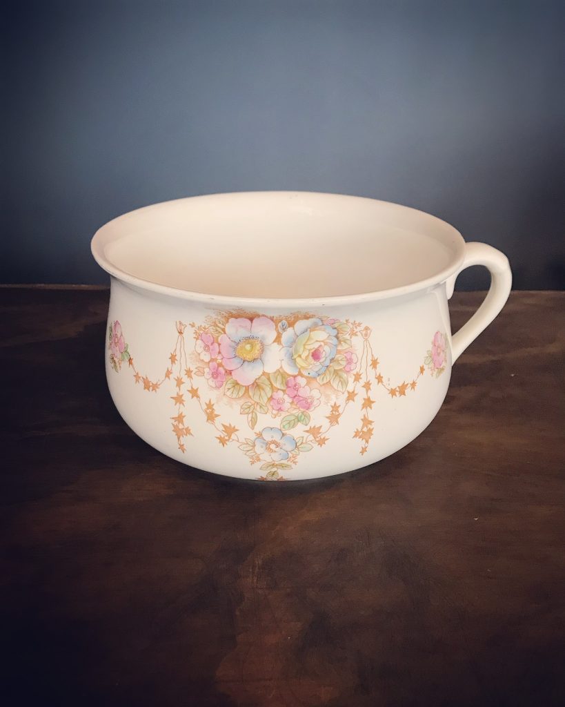 Vintage Chamber Pot – Maggie Rose
